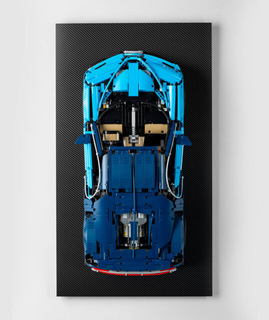 Wall display for LEGO® Technic 42083 Bugatti Chiron